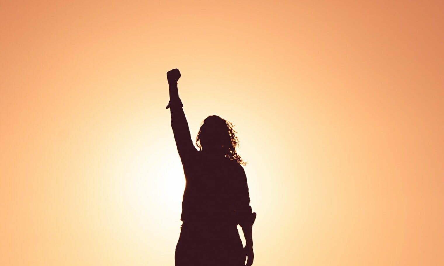 How to Stay Motivated and Achieve Your Goals - 12 Tips | Women Slogans